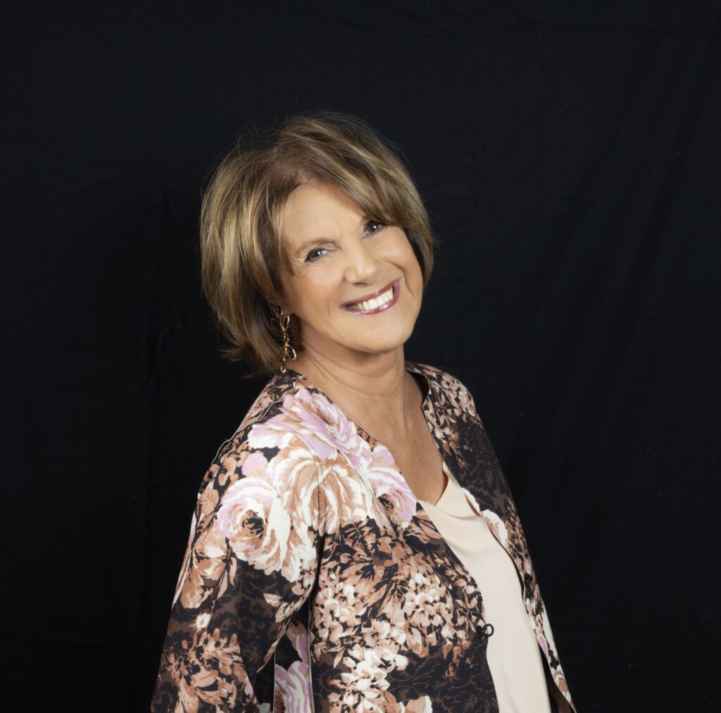 Lella Costa sul palco di Ovada per celebrare le donne - ValenzaNews